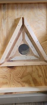 Triangular Escape Board 8 or 10 Frame – My Bee Supply LLC